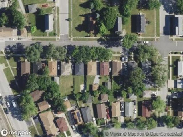 E 155th St