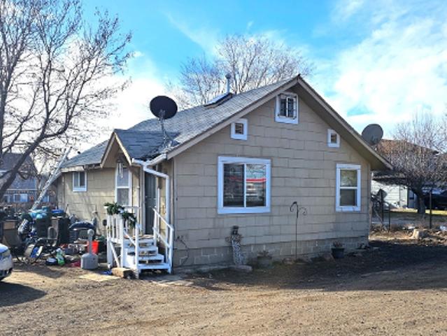 E 160th Ave