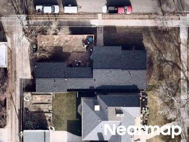 E 19th Ave