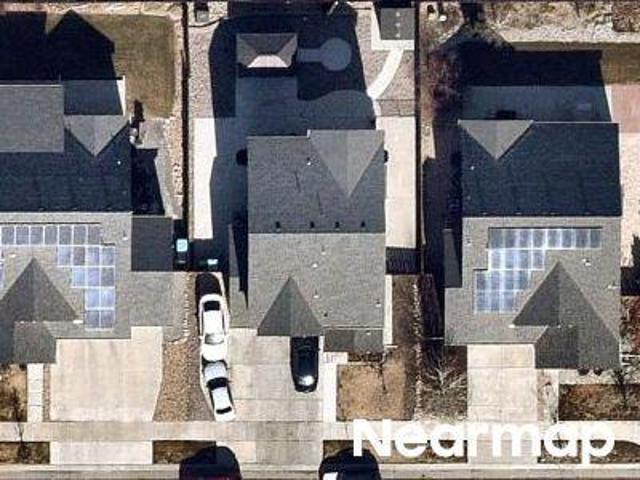 E 108th Ave
