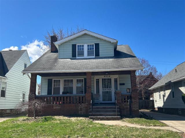 E 109th St