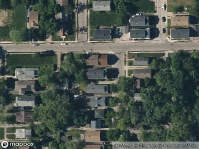 E 113th St