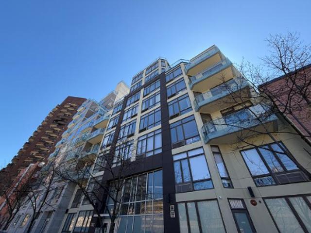 E 110th St # Ph8c
