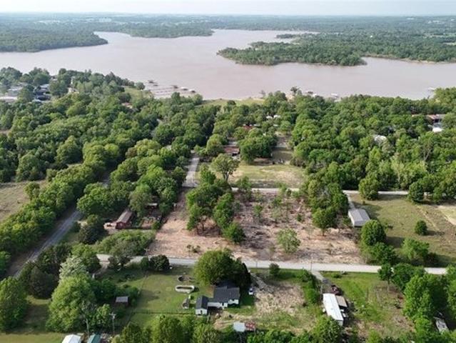 E 1168 Rd Lot 2, Eufaula, OK 74432