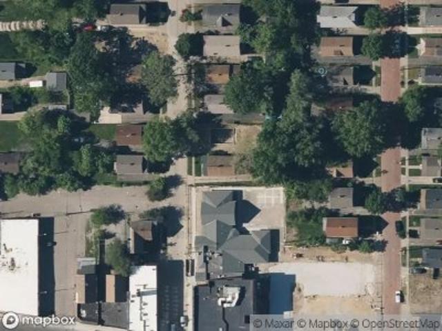 E 118th St