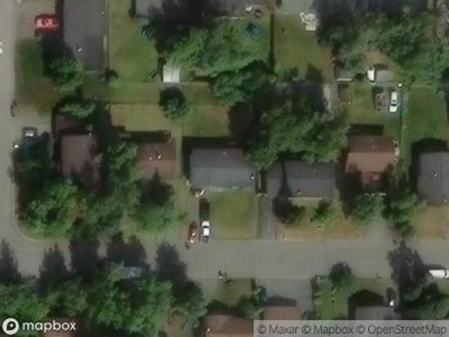 E 11th Ct