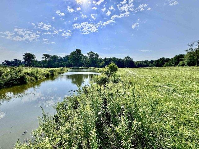 E 200 N County Rd, Logansport, IN 46947