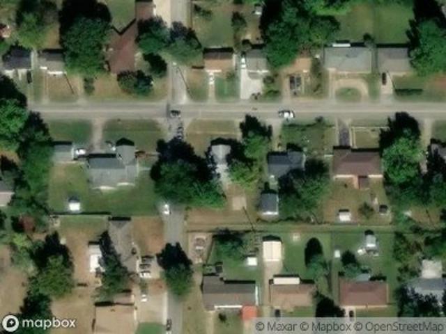 E 20th St