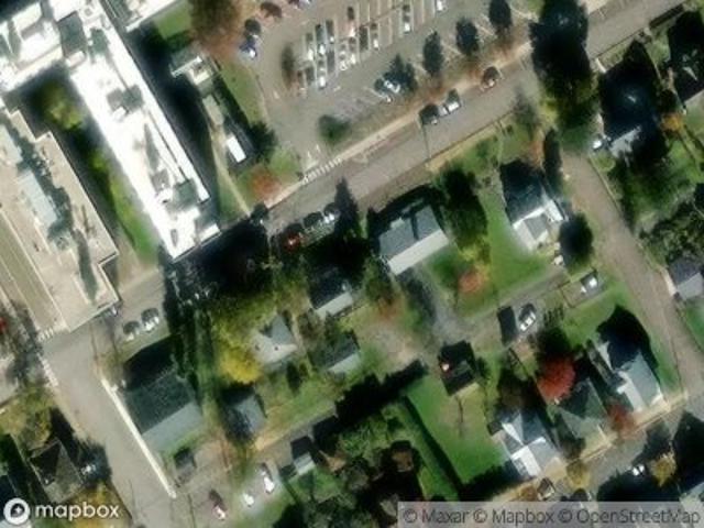 E 2nd St