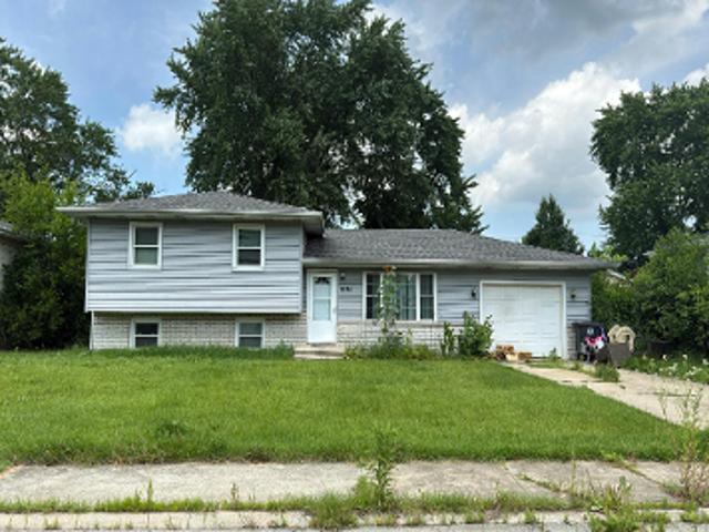 E 38th Pl