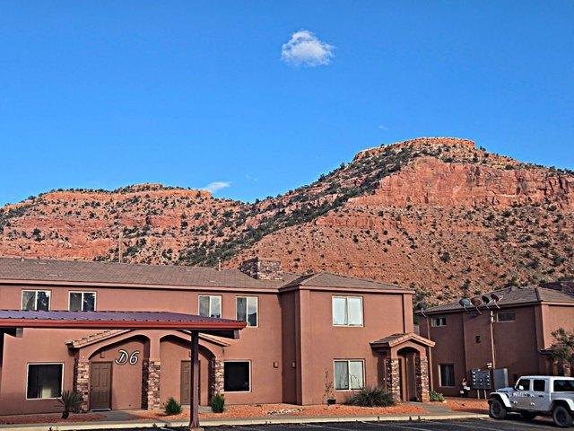 E 300 N Unit D6, Kanab, UT 84741