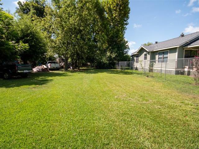 E 31st St, Houston, TX 77022