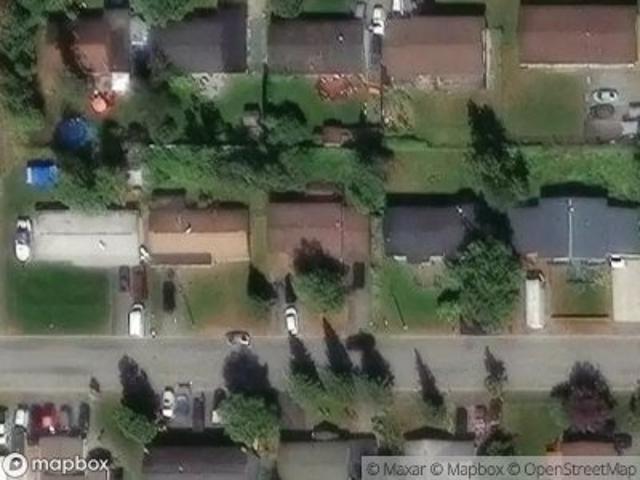 E 3rd Ave
