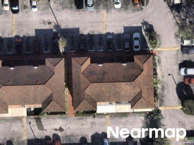 E 3rd St Unit 2