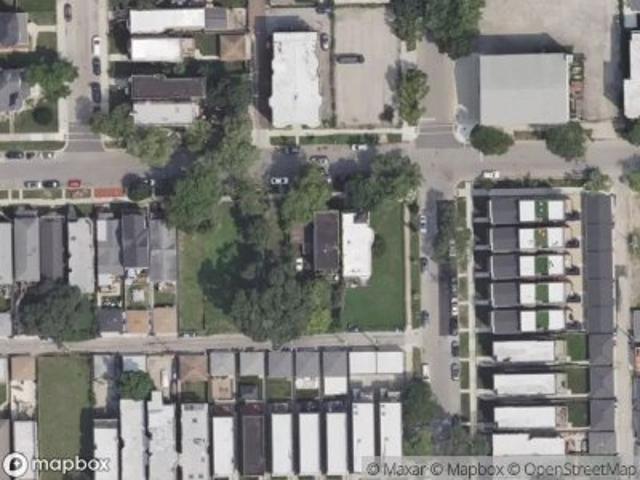 E 46th St