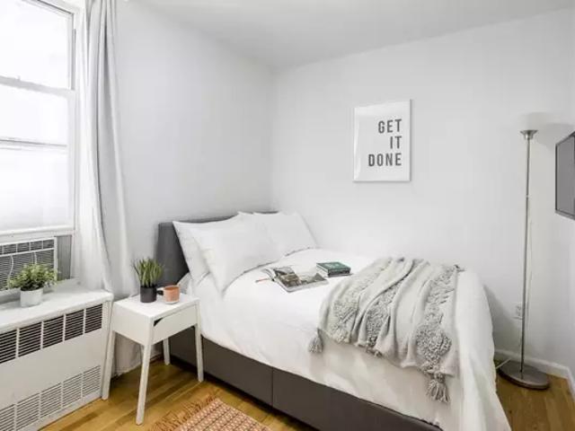 E 59th St #368