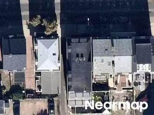 E 6th St # 1