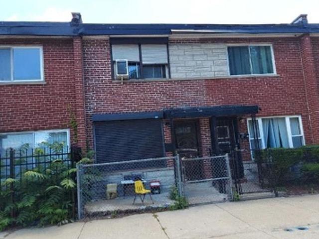 E 75th St Apt C