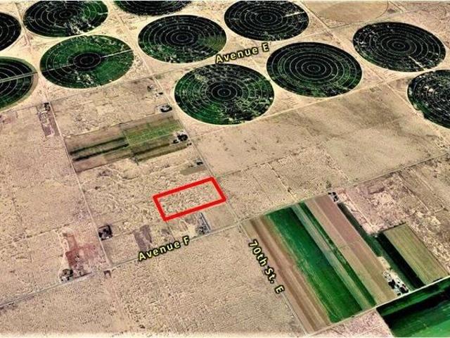 E 70th Street, Lancaster, CA 93535 640721678