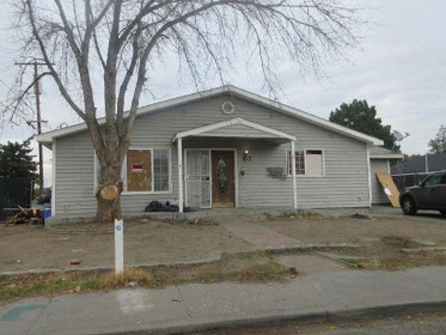 E 7th Ave