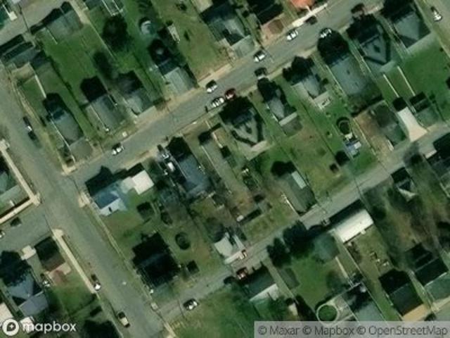 E 8th St # 216
