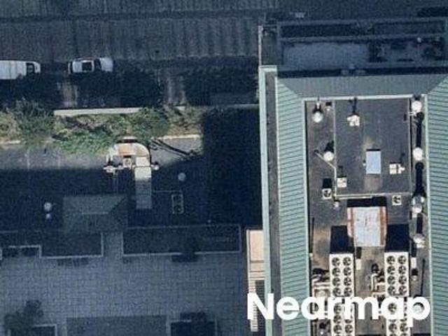E 8th St Apt 4b