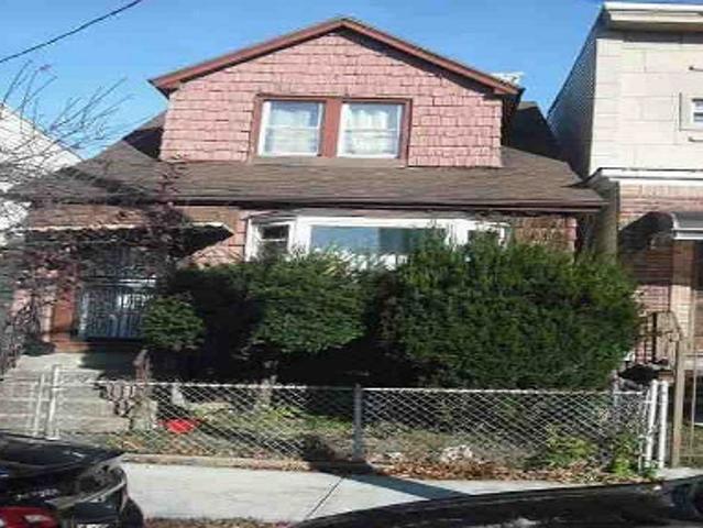 E 96th St