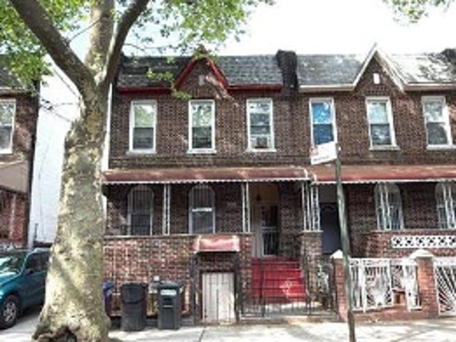 E 91st St