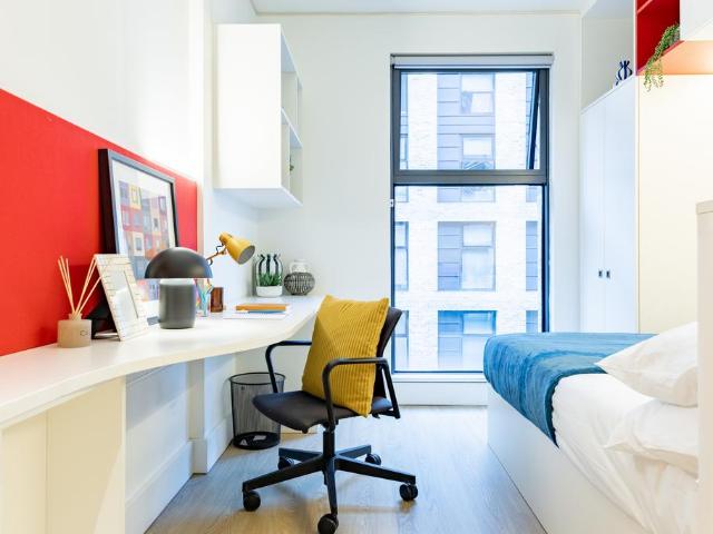 Economy En Suite at Spring Mews, 10. 1 bed private hall to rent £1,668 pcm £385 pw