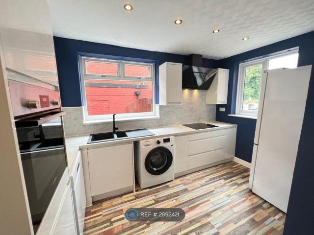 Eccles Old Road, Salford M6, 4 bed semi detached house to rent, £1,750 pcm | PrimeLocation