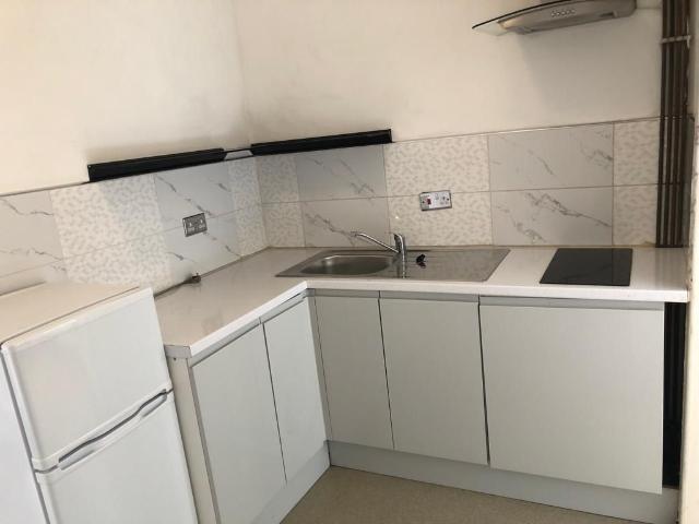 Eccles New Road M5, Studio to rent, £875 pcm | PrimeLocation