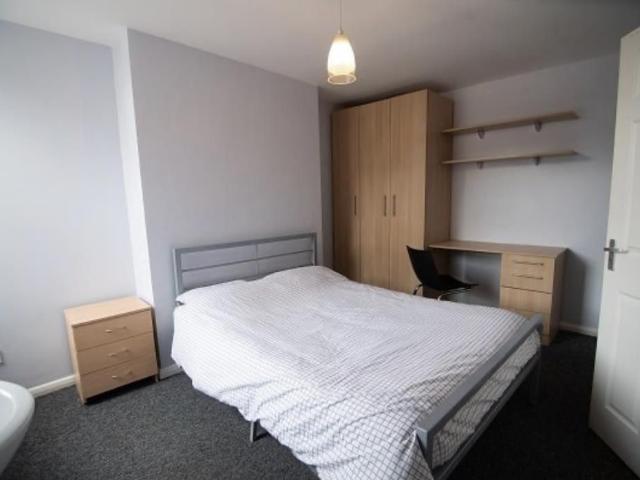 Ecclesall Road, Sheffield S11, Room to rent, £477 pcm | PrimeLocation
