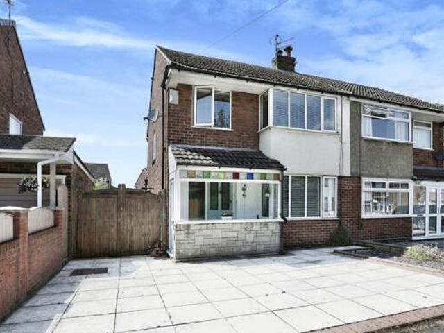 Ecclesfield Road, St. Helens, 3 Bedroom Semi detached