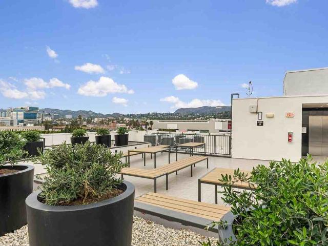 Ecco Fountain 3 Bedroom Apartment for Rent at 5460 Fountain Ave, Los Angeles, CA 90029 East Hollywood