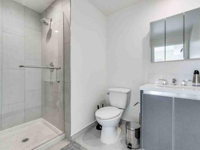 Ecco Fountain 4 Bedroom Apartment for Rent at 5460 Fountain Ave, Los Angeles, CA 90029 East Hollywood