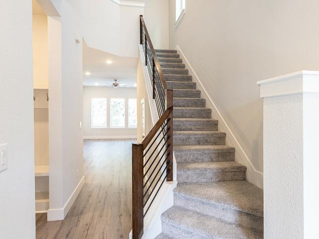 Echelon at Reverchon Bluffs 3 Bedroom Apartment for Rent at 2603 W Davis St, Dallas, TX 75211