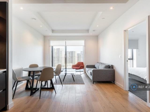 Echo House, London, E14 1 bed flat to rent £2,200 pcm £508 pw