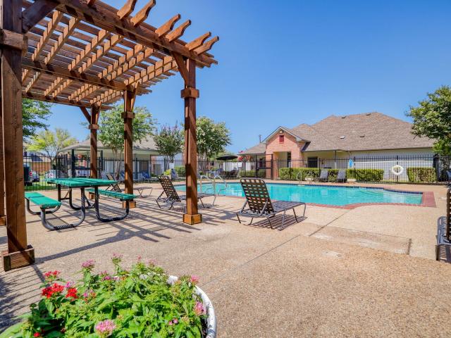 Echo Station Apartments