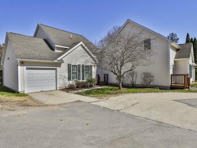 Echo Shore Dr, Merrimack, Home For Sale