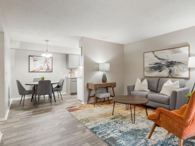 Echo Trail Apartments $50 Off per Month PLUS $200 Deposits on Select Units