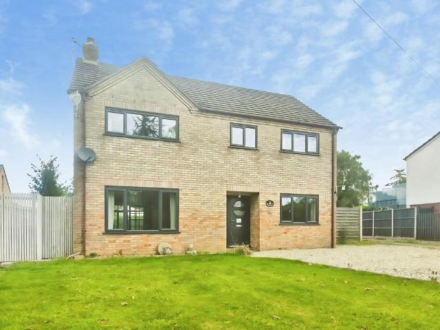 Eckington, Worcestershire 4 bed detached house to rent £2,250 pcm £519 pw