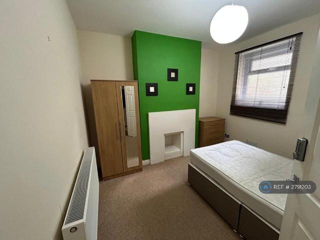 Eclipse St, Cardiff, CF24 5 bed terraced house to rent £1,950 pcm £450 pw