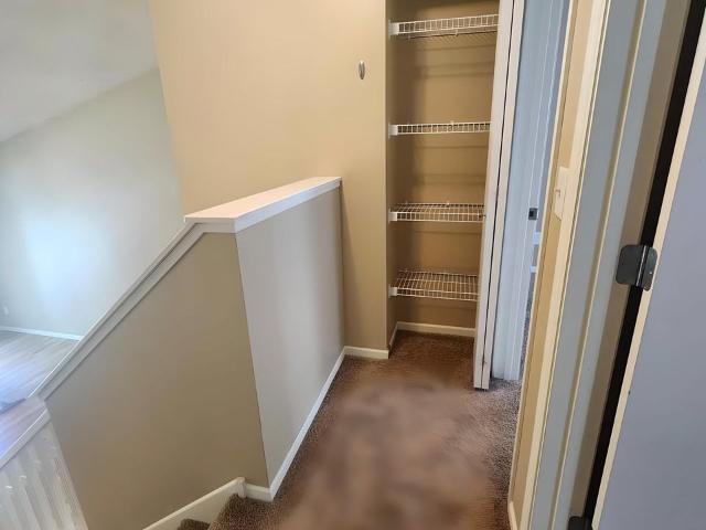 Eagan Gables 2 Bedroom Apartment for Rent at 869 Wescott Sq, Eagan, MN 55123