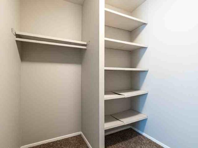 Eagle Trace Apartments 1 Bedroom Apartment for Rent at 1 Lakeside Rd, Greenville, SC 29611