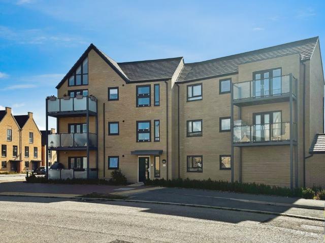 Eagle Way, Cambridge CB24, 2 bed flat to rent, £1,350 pcm | PrimeLocation