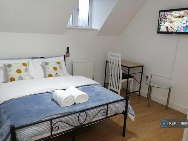 Eagle Way, Hampton Vale, 1 Bedroom House