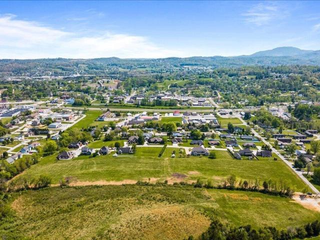 Eagle Bluff Rd, Jacksboro, TN 37757