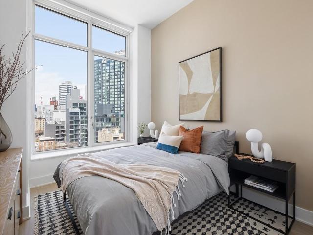 Eagle Lofts Studio Apartment for Rent at 4322 Queens St, New York, NY 11101 Long Island City