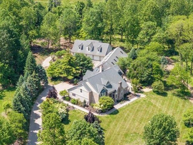 Eagle Ln, Hellertown, Home For Sale