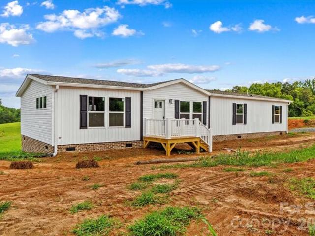 Eagle Mills Rd, Hamptonville, Home For Sale